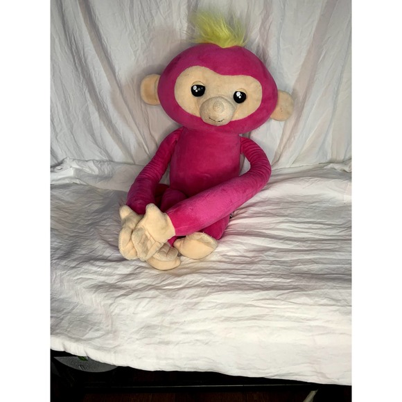 Wow Wee | Toys | 28 Wowwee Group Fingerling Bella Pink Interactive ...